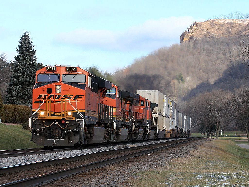 BNSF 8061